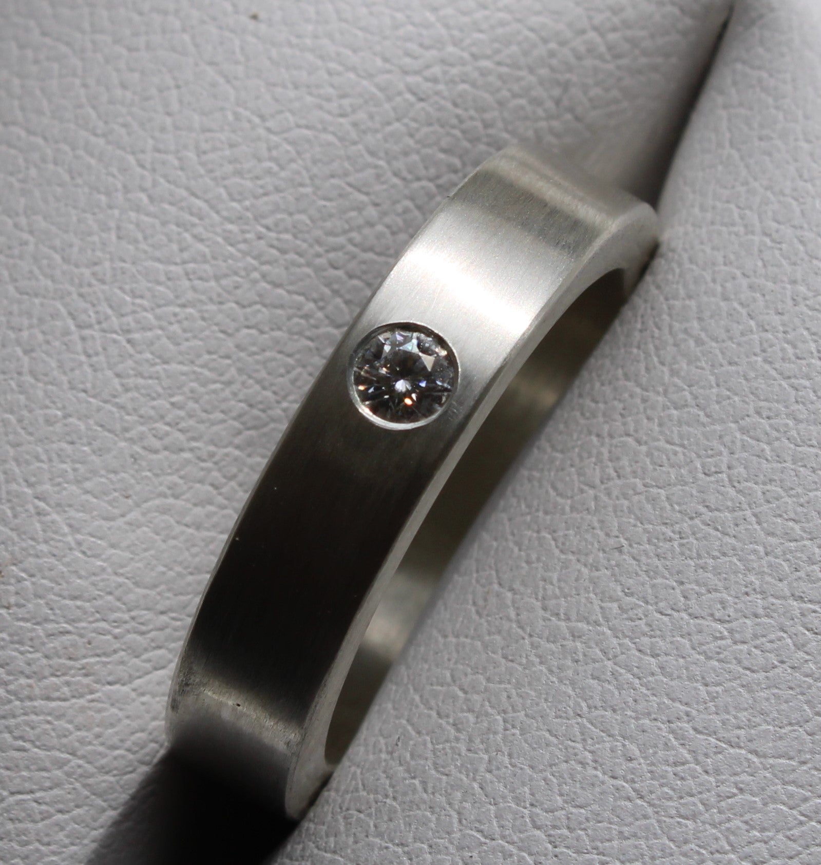 Jewellery Sizing Guide – Sarah Webster Jewellery Limited